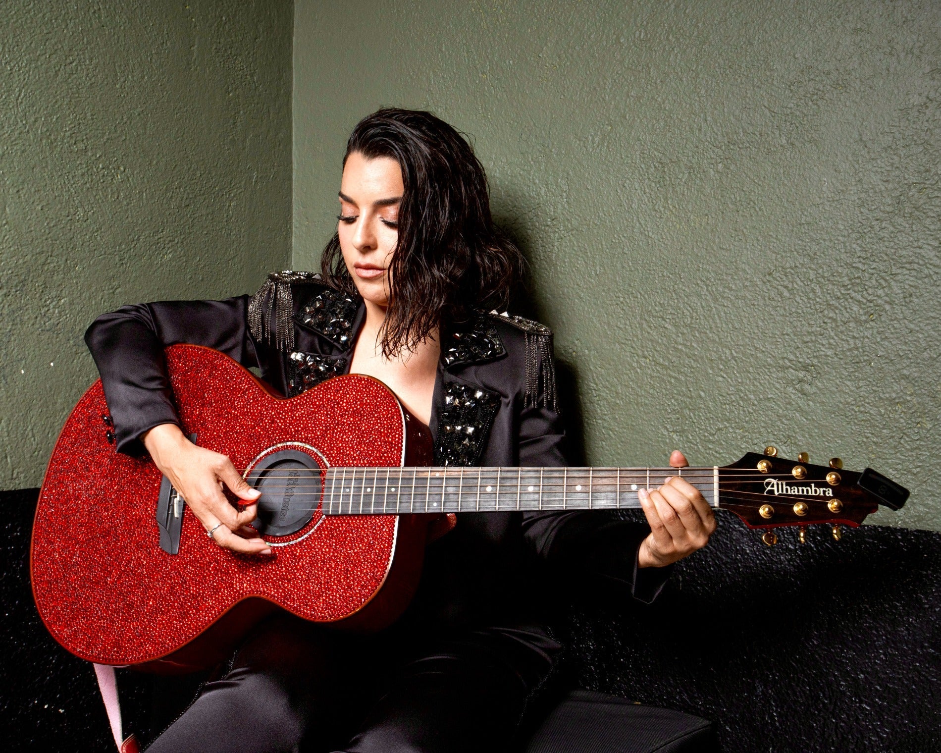 RUTH LORENZO (Spain) - Alhambra Guitar Artists